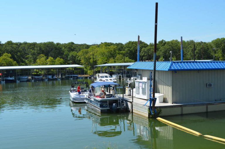 Eagle Point Marina – Lake Lewisville